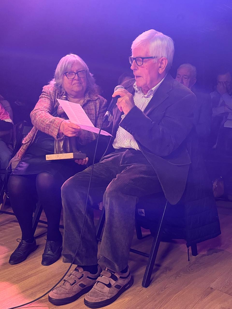 Òmnium Terres de l’Ebre entrega el 13è Premi Lo Grifonet 2024 a Rossend Aymí Escolà - Òmnium ...